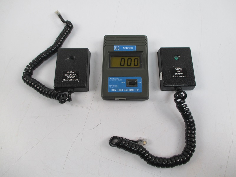 Ardrox DLM-1000 Digital Radiometer Lightmeter - USNDT, Inc.